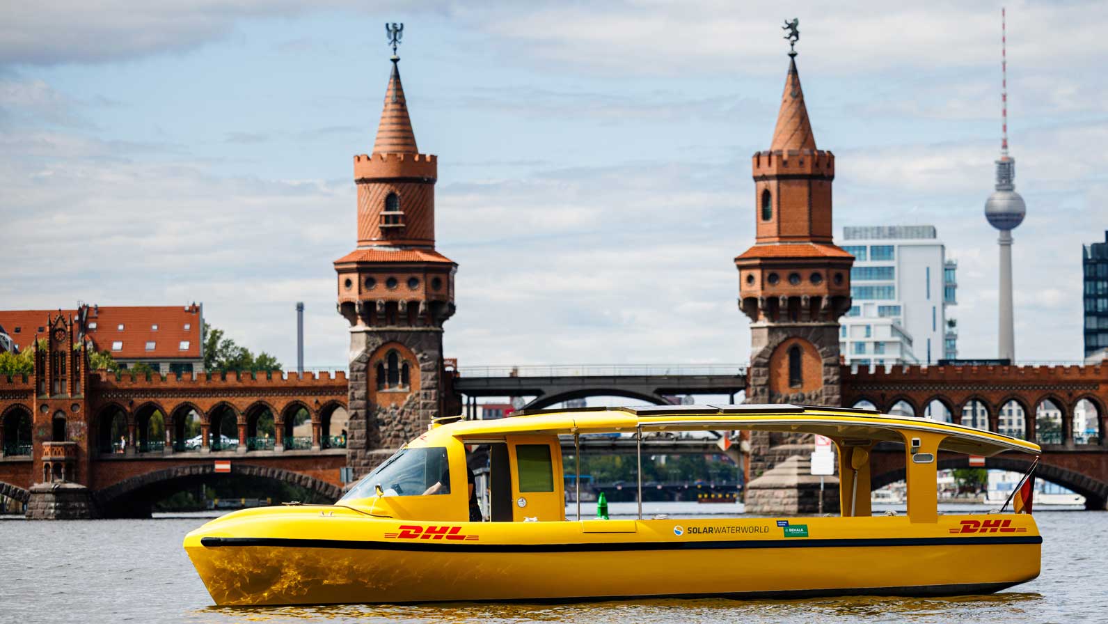 06. Okt. 22: Berlin: Deutsche Post DHL startet Pakettransport per ... 06. Okt. 22: Berlin: Deutsche Post DHL startet Pakettransport per ...