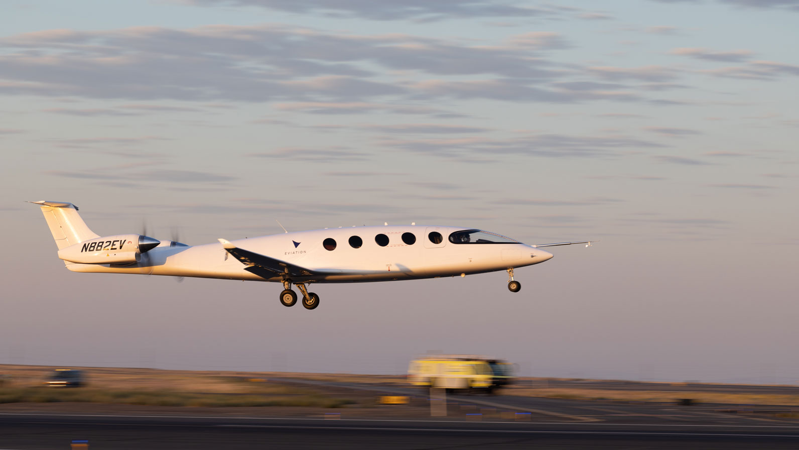 Sep 28, 2022: Creating aviation history: All-electric plane Alice takes ...