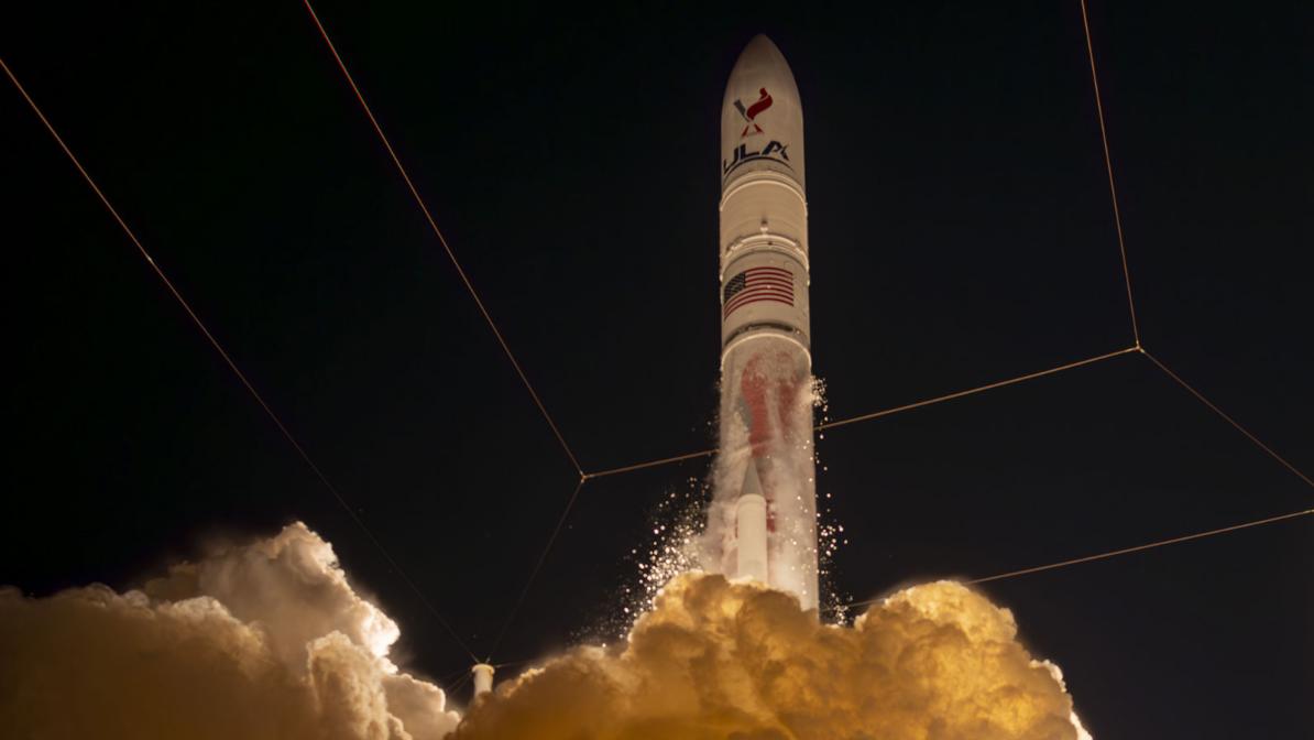 Jan 08, 2024: Lunar shipping: DHL delivers customer mementos to the ...