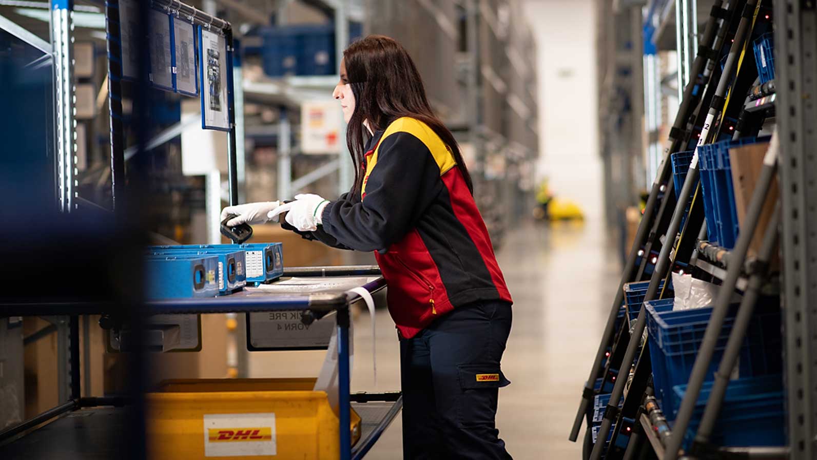 Sep 30, 2024: DHL Supply Chain continues its partnership with ...